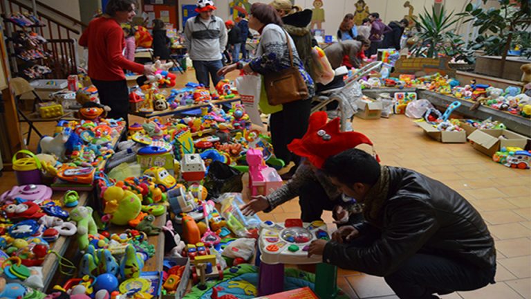 "Un juguete, una buena noticia" estima recolectar 350 juguetes para ...